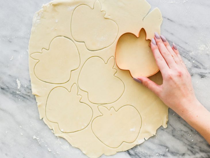 The Apple of Our Pie: Apple Cinnamon Hand Pie | The Bay Club Blog